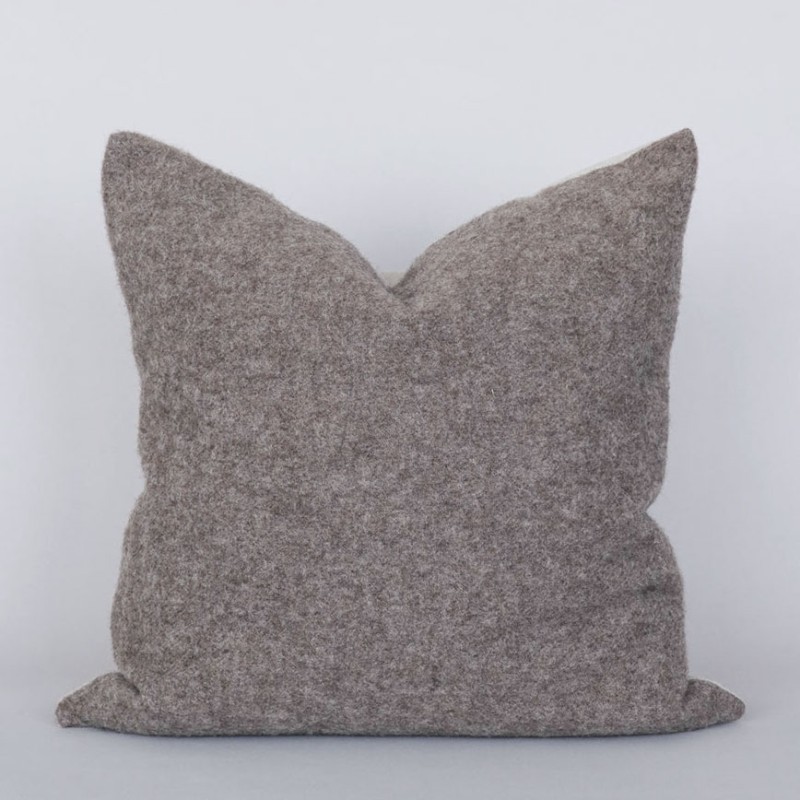 Belizzi Wool Cushion by Collezione - Bracken