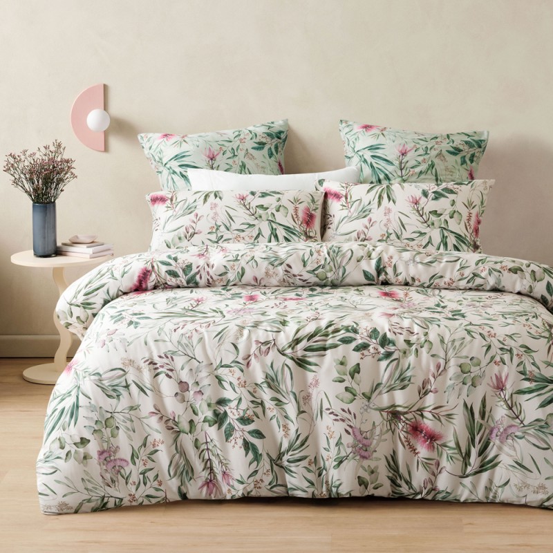 Lowen Berry Duvet Cover Set by Savona