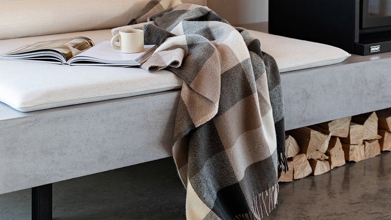 Finding the Perfect Throw - Luxury Linen Journal